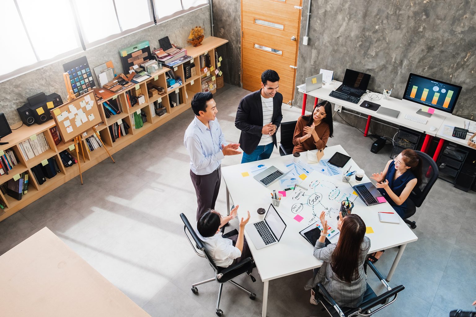 Still platforms - Holotech